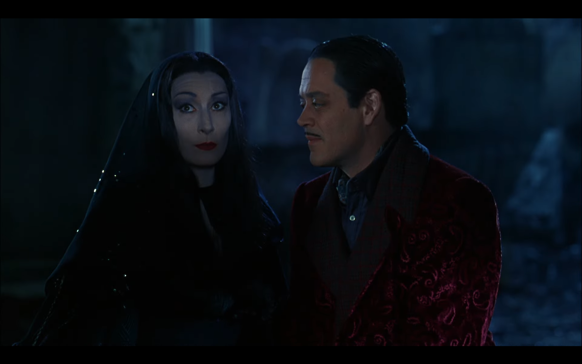 ADDAMS FAMILY VALUES 4k Ultra HD Review – Bad Habit Online